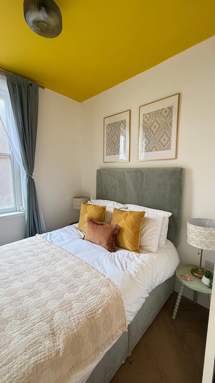 2 Bed City Stay Theatre Views - Wolverhampton