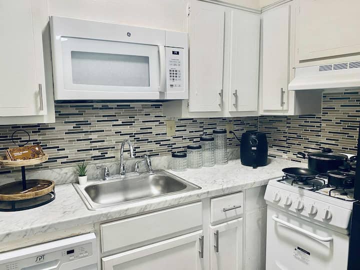 3 On Jefferson - Memphis, TN