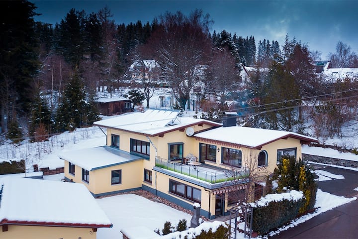 Schwarzwald - Ferienwohnung Mit Terrasse - Schluchsee