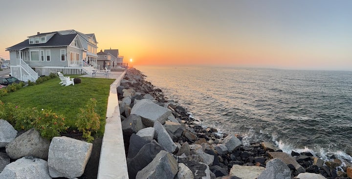 Oceanfront With Marsh Sunset Views - Wells, ME