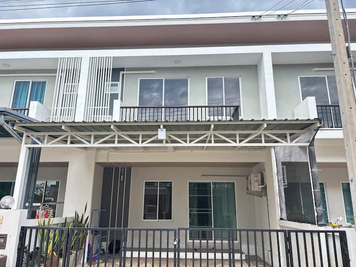 บ้านม่วนใจ๋สารภี - 치앙마이