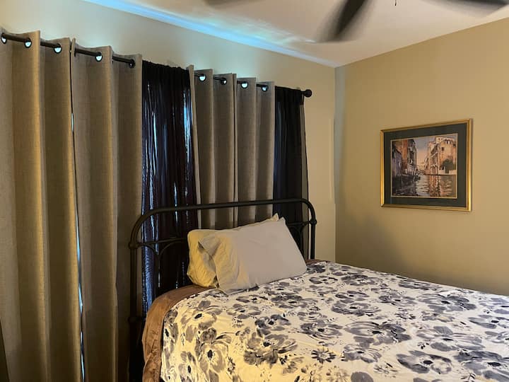 Pleasant Comfort 2 Bedroom 2 Bath Private Yard - Richardson, TX