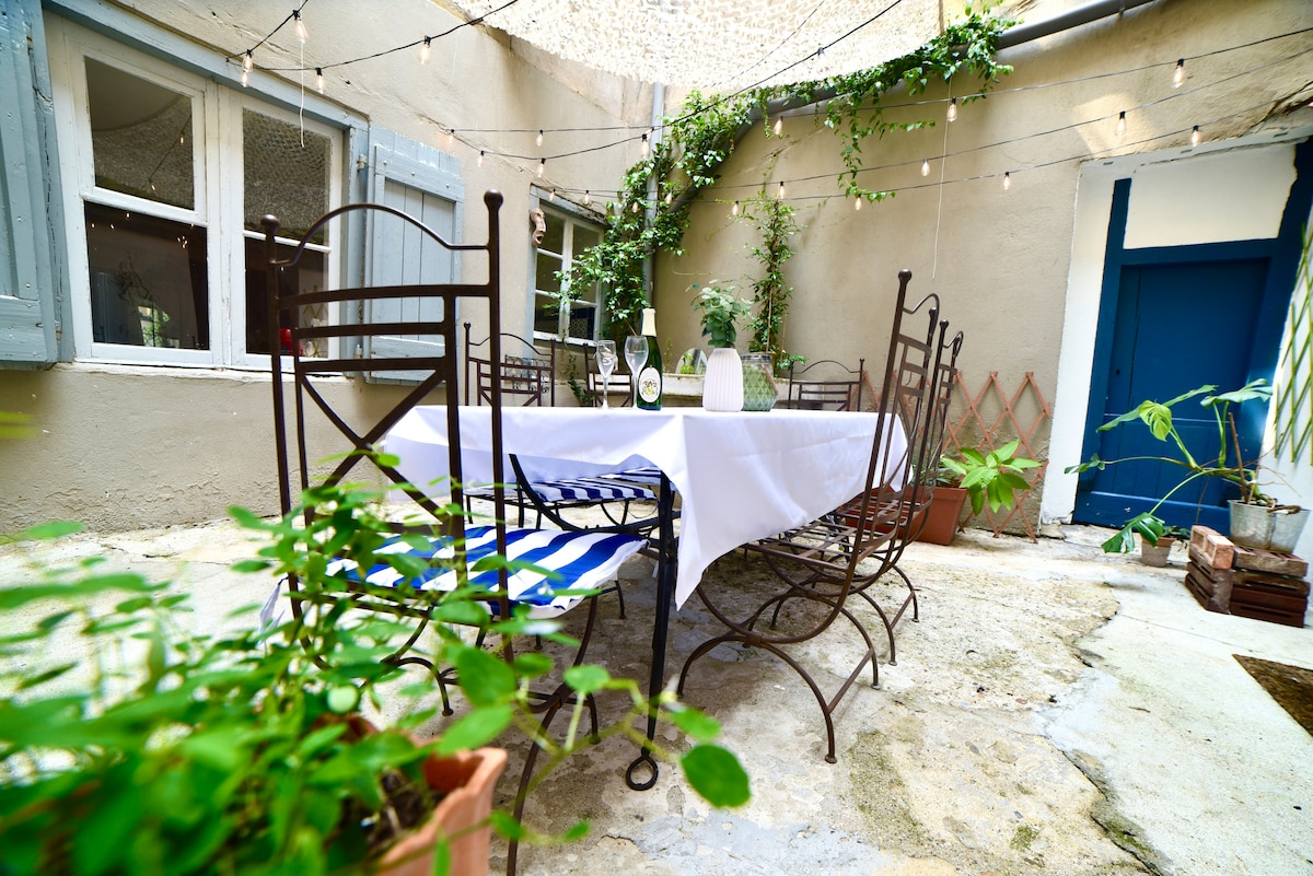 Cosy Traditional Old Stone Townhouse in Bastide - Houses for Rent in ...