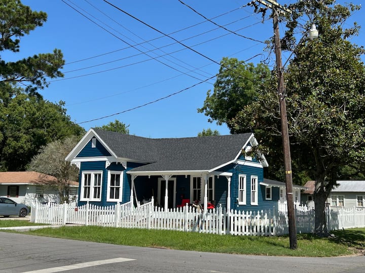 Crowley House, 225 E. 11th St, Ev Charging/pets Ok - Acadia Parish