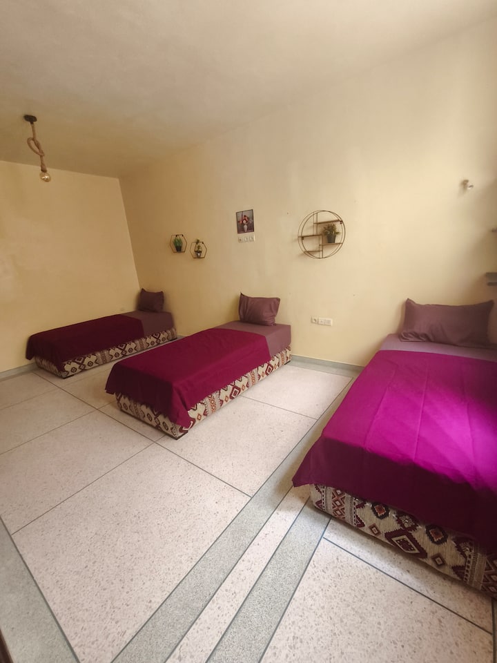 Shared Room Bed In Familly Riad-3 Beds
1bed/1night - Agadir