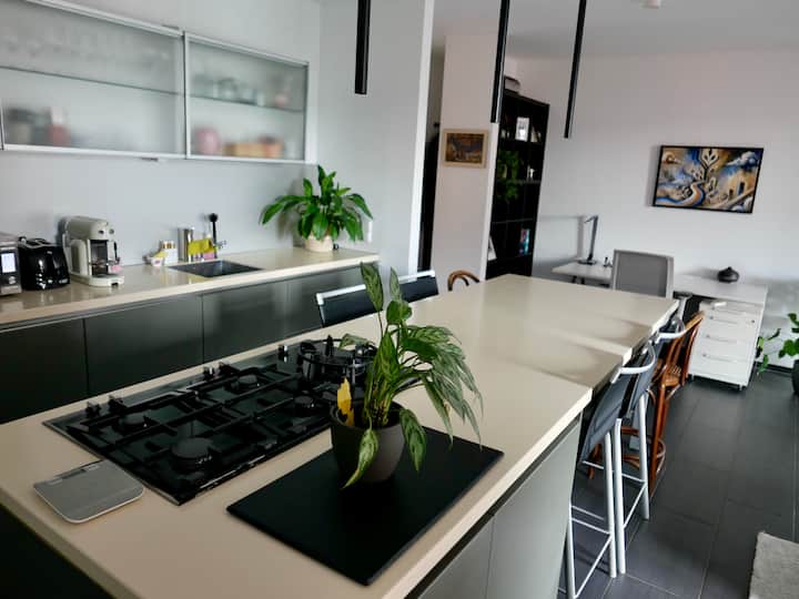 Stilvolle City Wohnung Am Hafen - Frankfurt am Main