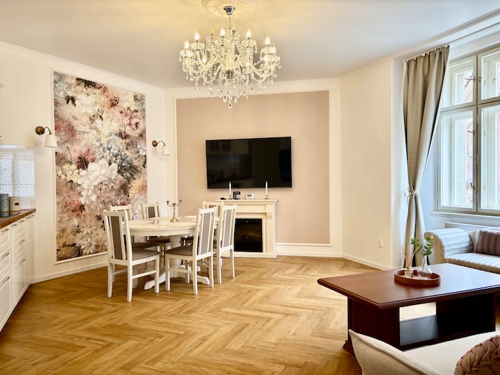 Tynska Apartment - Prague