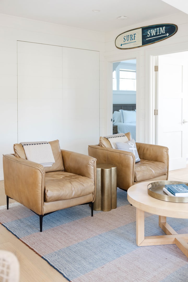 Après Sea | Bright Beach Escape - Nantucket, MA