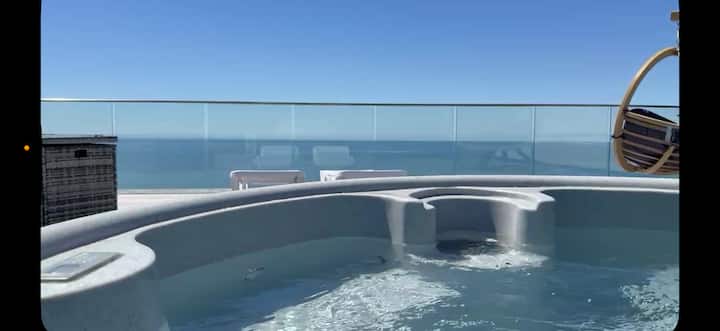 Barmouth Hot Tub, Roof Top Patio - Barmouth