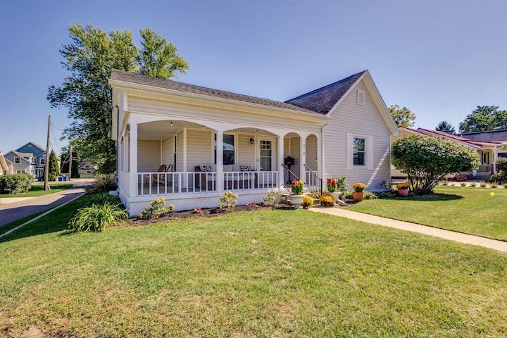 New Listing! Cozy Culver Home - Lake Max Retreat - Tippecanoe River State Park, Winamac