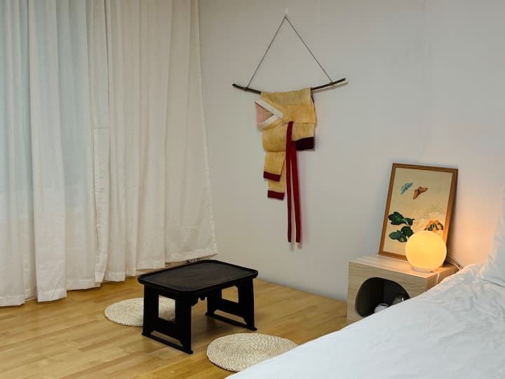 신규숙소/고즈넉하우스/고려대, 안암역 도보 5분/ 동대문, 광화문, 명동 교통편리 - Seoul