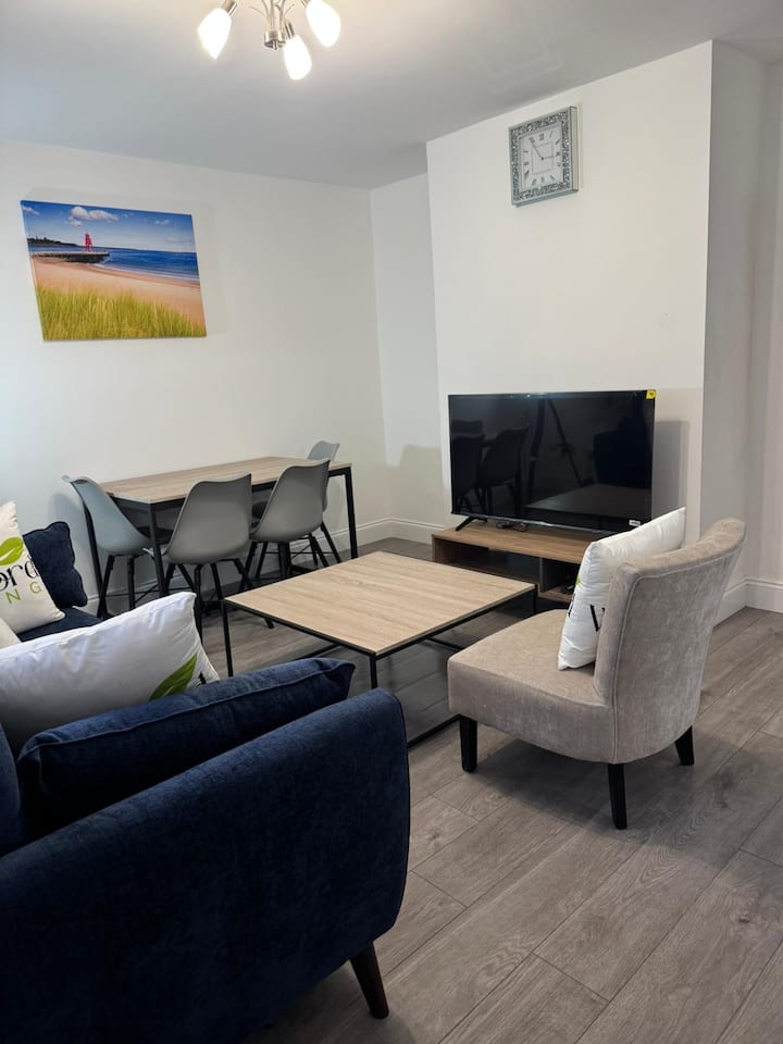 Whit Ford Living - 사우스실즈