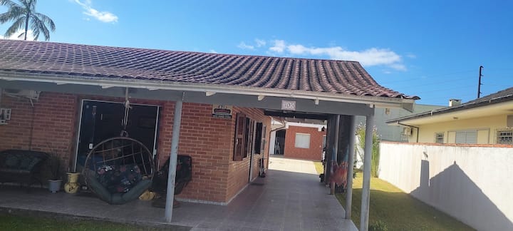 Casa Guaratuba Centro - Guaratuba