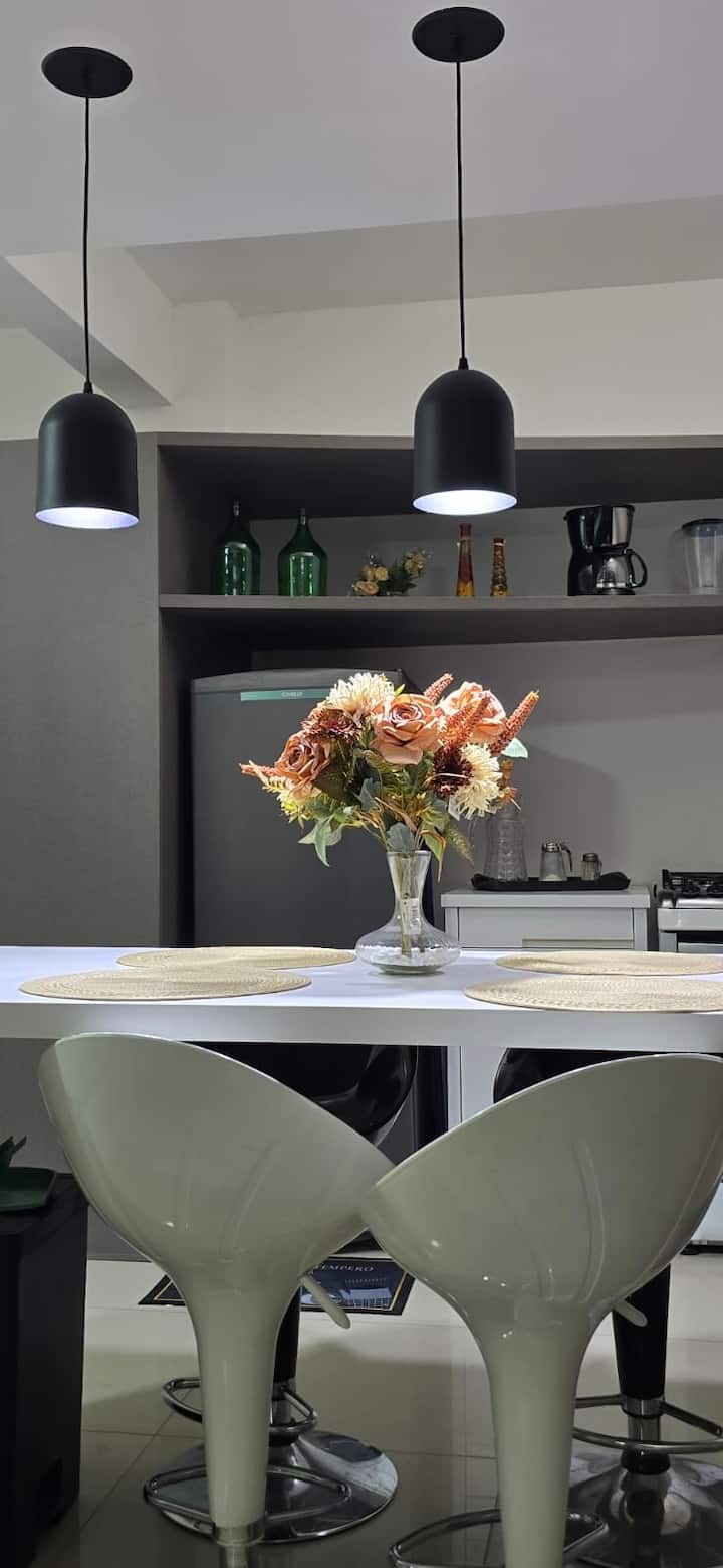 Apartamento Pé Na Areia Centro Bc - Balneário Camboriú