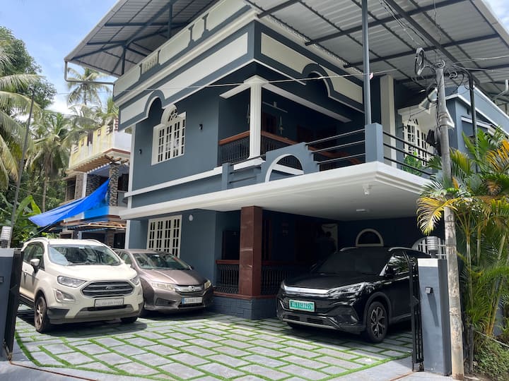 Prithvi Nila Heavens 3 Bhk Homestay (Ground Floor) - Guruvayur