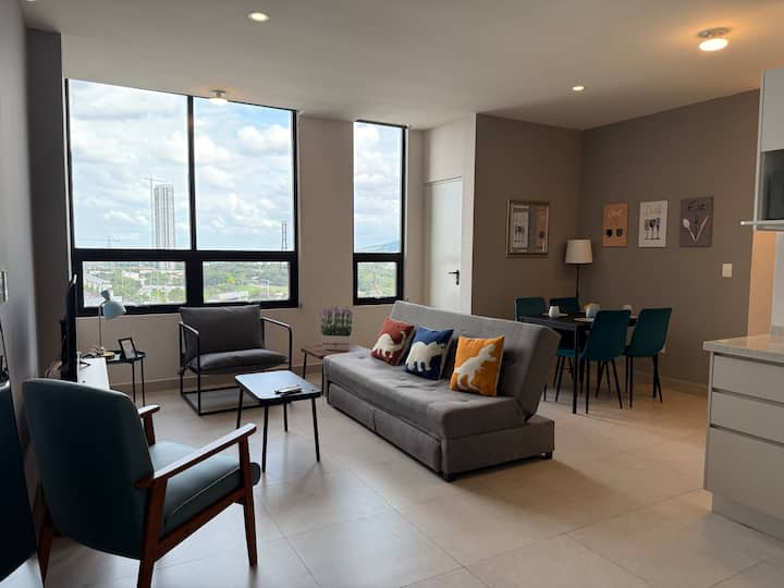 Ubicación Top: A Metros De Arena Mty Y Cintermex - Monterrey