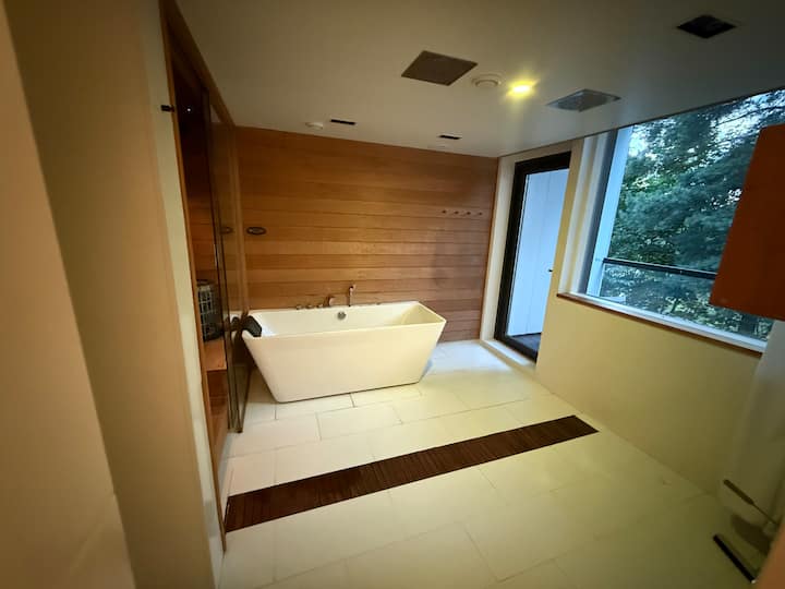 Moderni Ja Tilava Luksustalo - Espoo