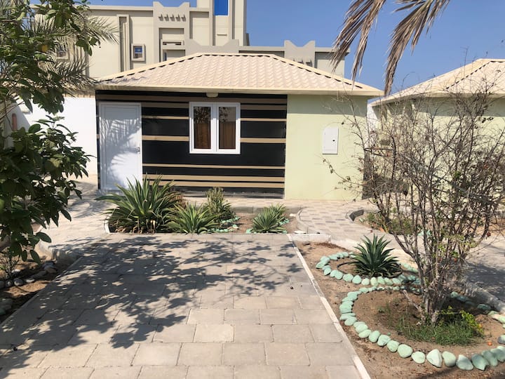 Chalet Two, Garden View And Private Parking - Oman