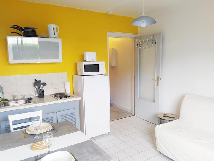 Cosy Studio Beaujolais - Piscine&tennis - Villefranche-sur-Saône