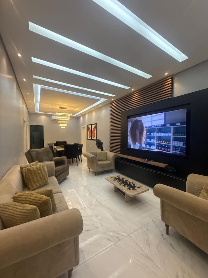 Linda Casa Conj; Campos Elíseos - Manaus