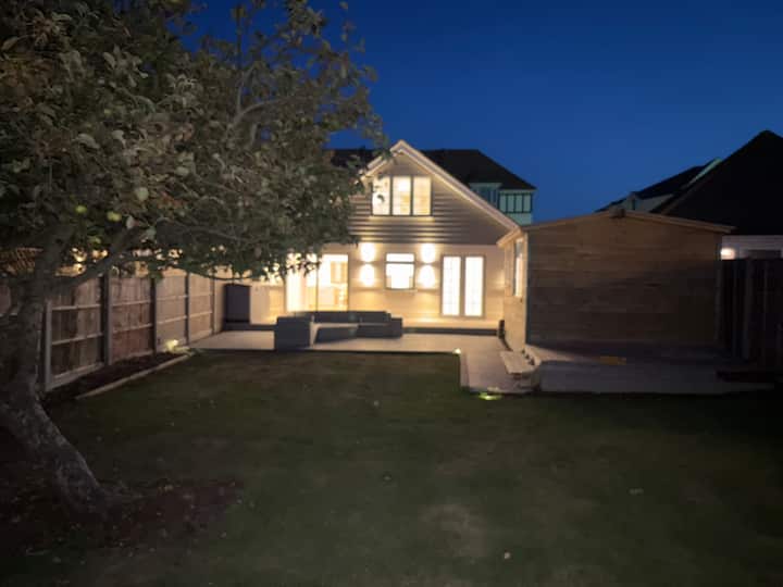 The Beach Retreat …. Just 500 Yards To The Beach - Bournemouth