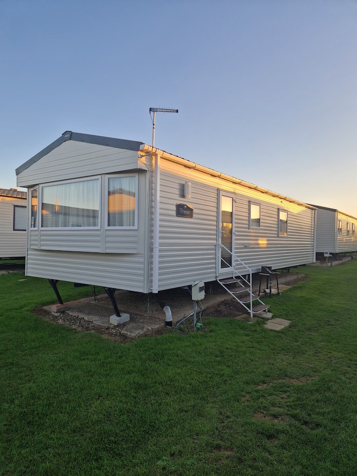 Lovely 6 Berth Caravan At Harts, Ref 74072b - Isle of Sheppey