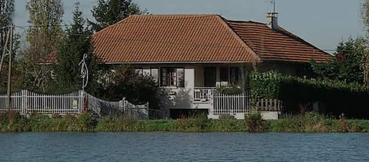 Chambre Déborah Face à L’étang - Châtillon-sur-Chalaronne