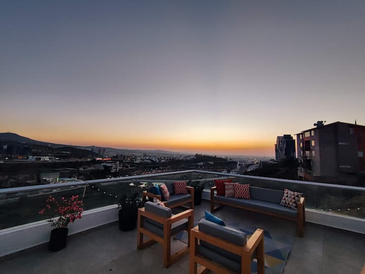 Increíble Departamento Con 7 Habitaciones En Qro - Santiago de Querétaro