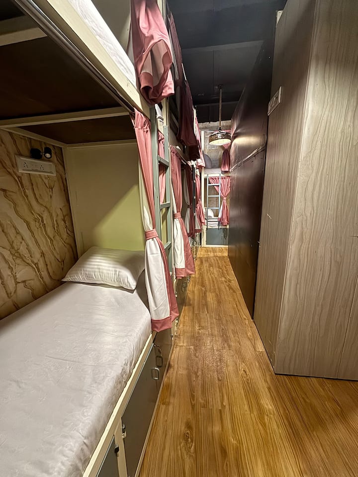 Lucky Beds Pg And Hostel - Mumbai