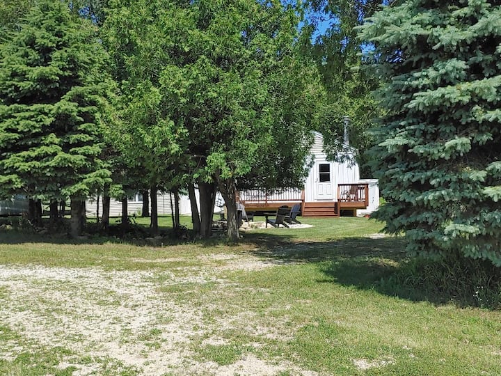 Cushy-cozy Cottage
All It Needs Is You! - Point Beach State Forest, Two Rivers