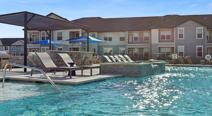The Escape At Marine Creek - Lake Worth, TX