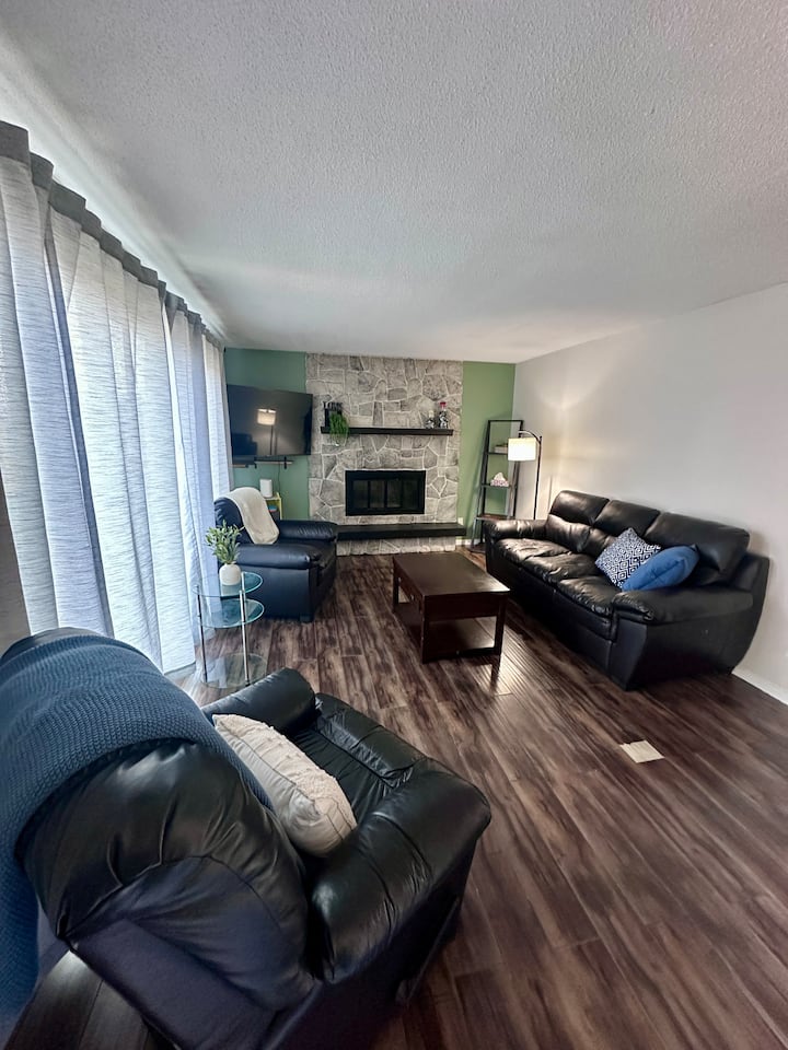 Cozy Family Retreat On Barrett - 紅鹿市