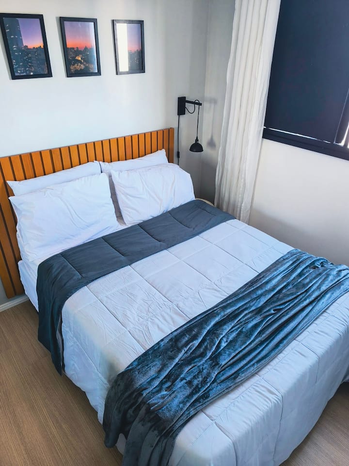 Apê Charmoso No Coração De Sp | 500’ Metrô - Liberdade