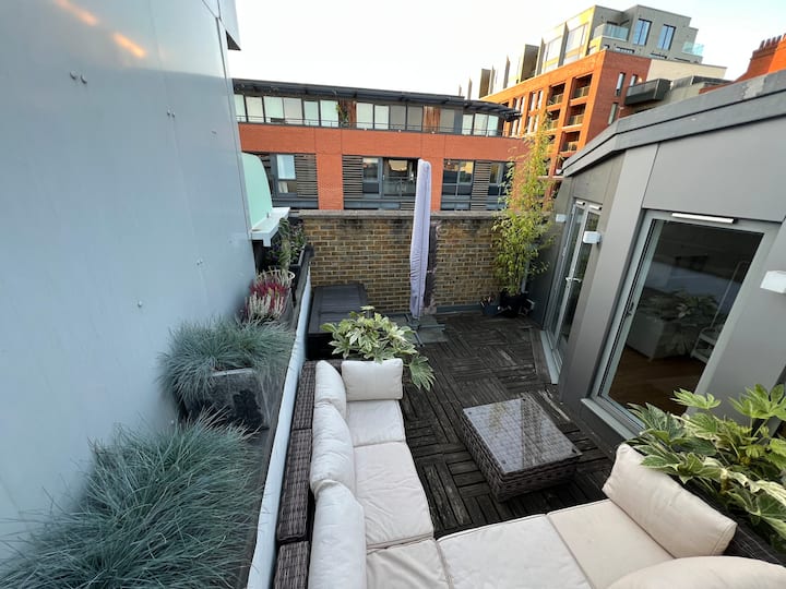 Borough Triplex 2br/2ba With Terrace Garden - フォレスト