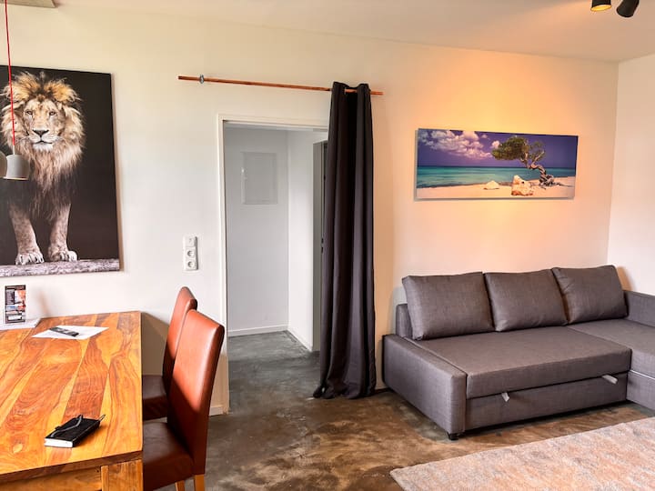 Gemütlich 2, Netflix Und Cafe´ - Lübeck