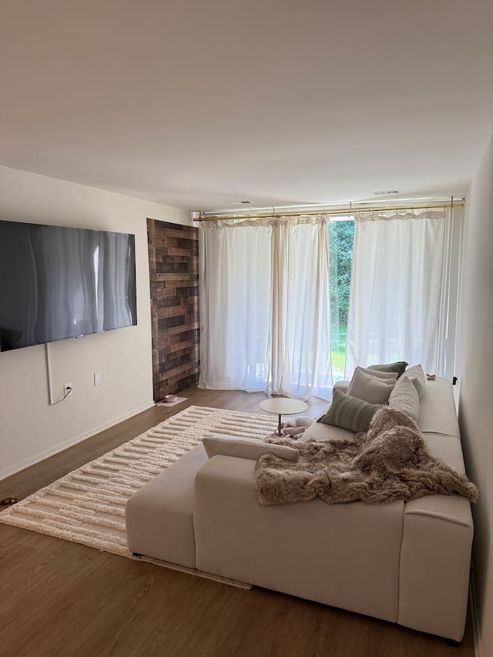 Modern Elegant Apt In Tysons, Va – Easy Dc Access - Fairfax, VA