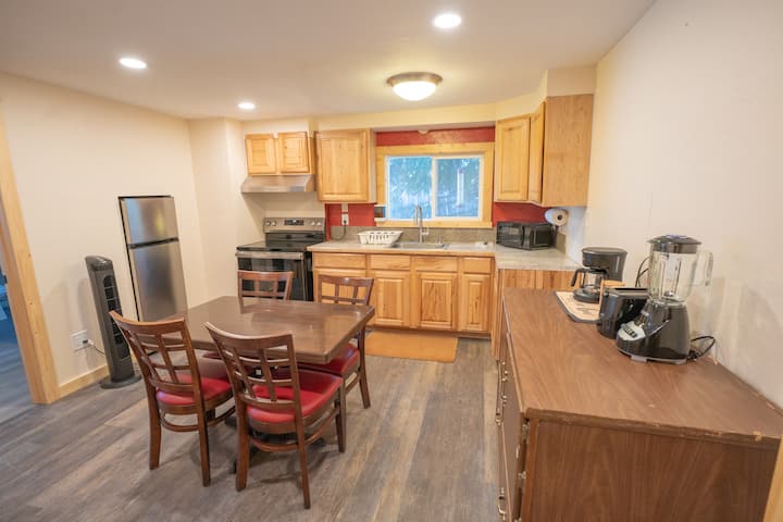 Rustler's Rest Near Yellowstone - West Yellowstone, MT