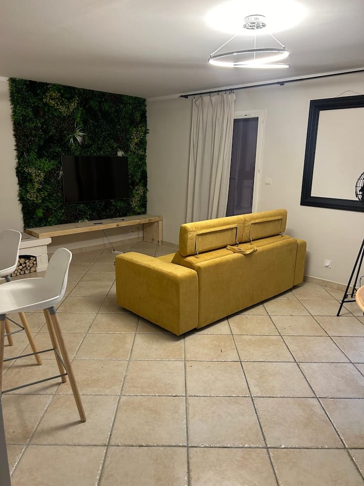 Maison 3 Chambres + Piscine - Pertuis