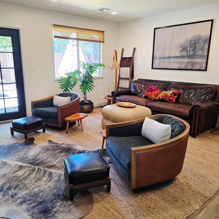 The Haven | Steps From Main Street! - Murphys, CA