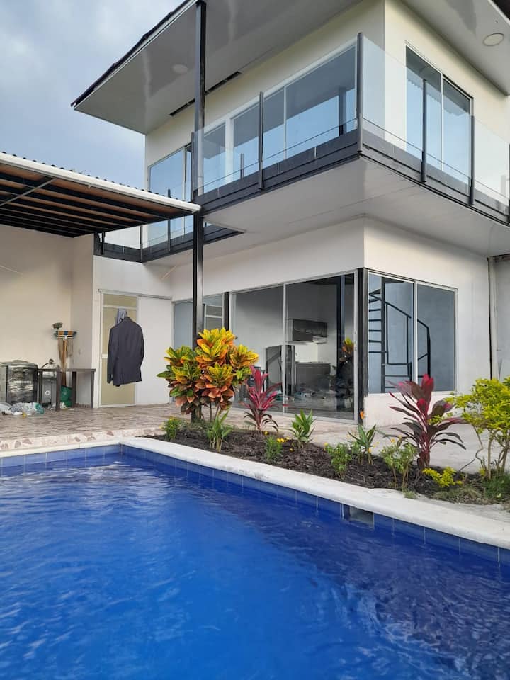 Casa Quinta Jerónimo 1. Privada - Ricaurte