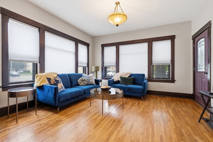 Spacious Apartment In Lawrence - Lawrence, KS