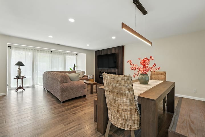 Serene South Deerfield Retreat - Black Birch Vineyard, North Hatfield