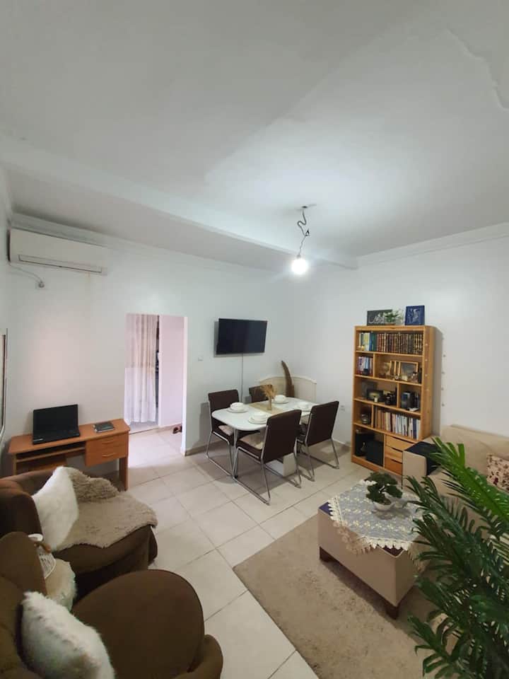 Le Petit Bonheur - Algiers