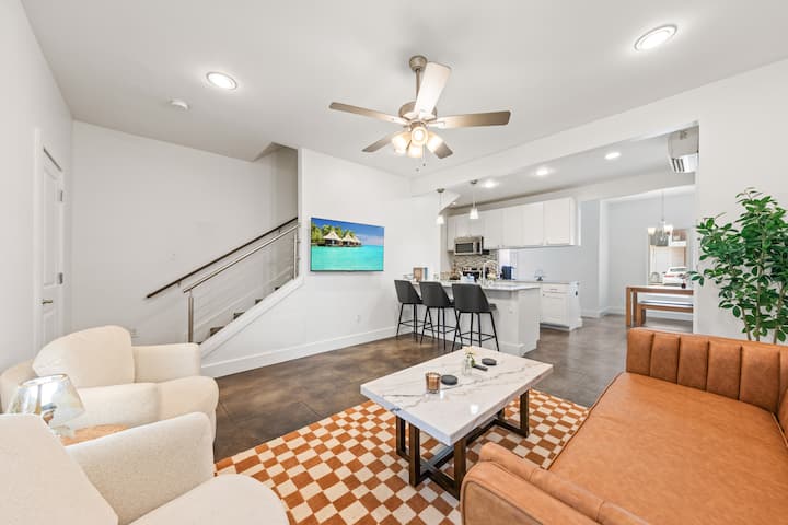 Festival House+king Bd+prime Location+cajun Luxury - Lafayette, LA
