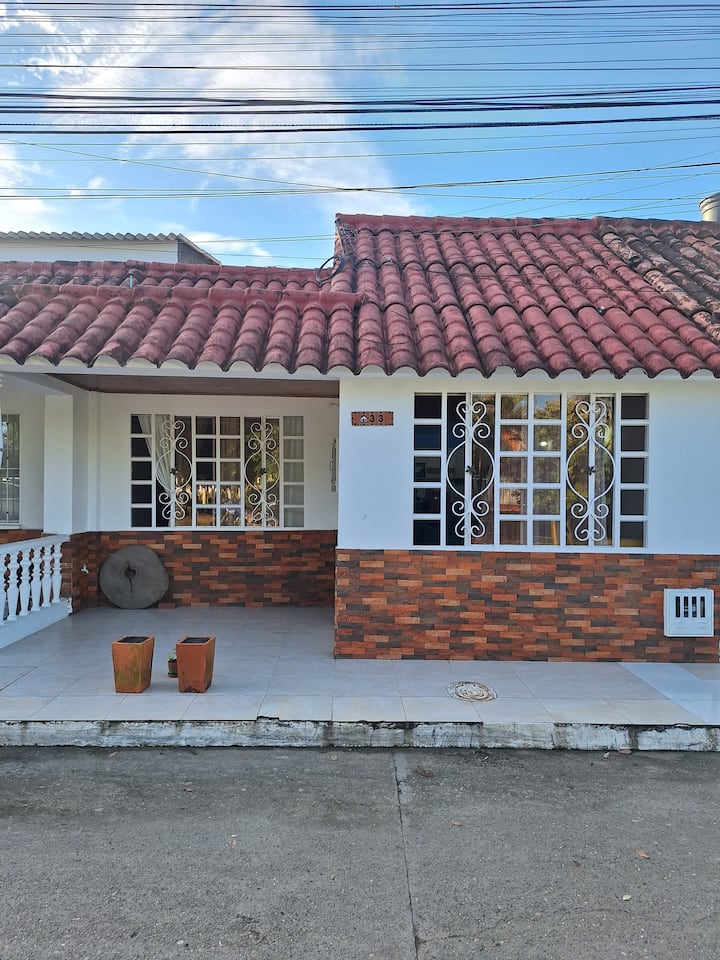 Alojamiento Tranquilo Y Seguro - Granada, Colombia