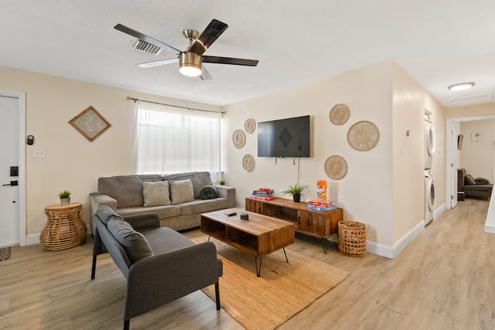 Ftl Group Oasis | Arcades + Beach - Lauderdale-by-the-Sea Beach, FL