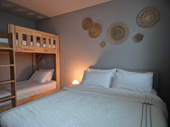 Cosmostay_bunny - 용강동