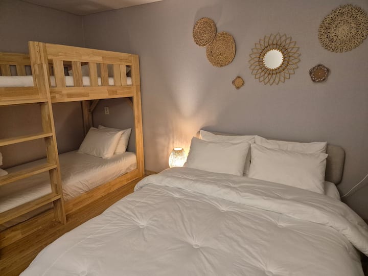 Cosmostay_bunny - Gyeongju