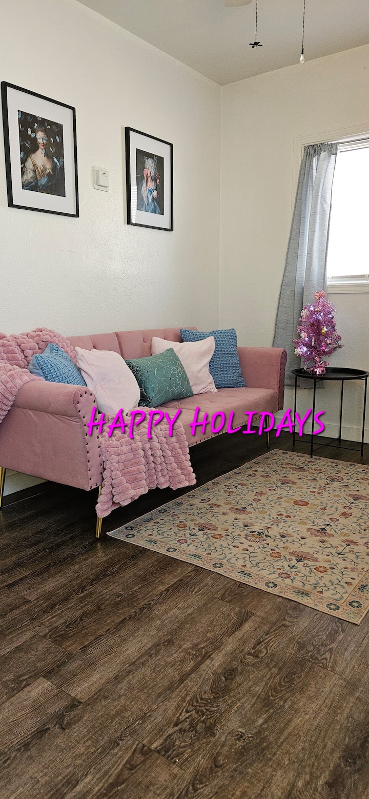 1 Bedroom Pet Friendly Duplex - Elko, NV