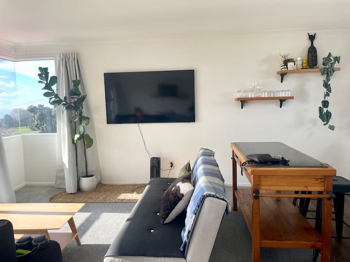 Modern Apartment With Panoramic Views - Kaikōura